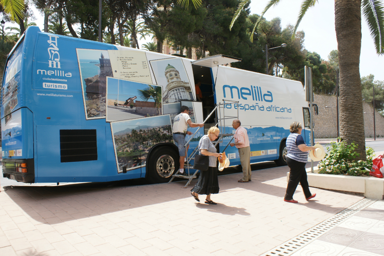 El Patronato de Turismo de Melilla promociona la ciudad en Motril - El Faro