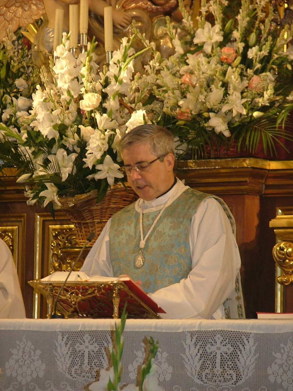 El motrileño Gregorio Ruiz celebra en nuestra ciudad sus bodas de plata ...