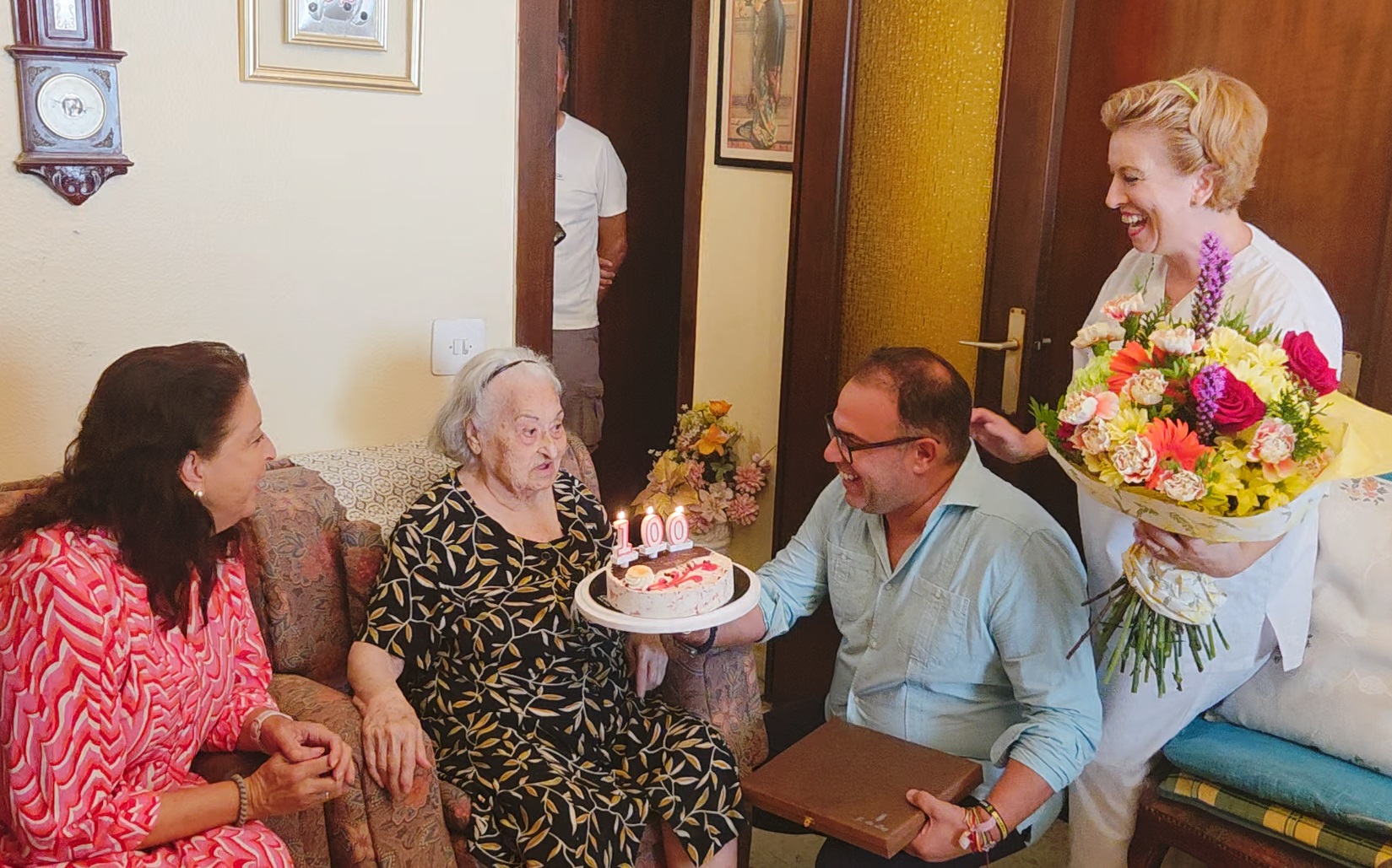 La almuñequera María Martín Villasclaras celebra su 100 cumpleaños - El ...
